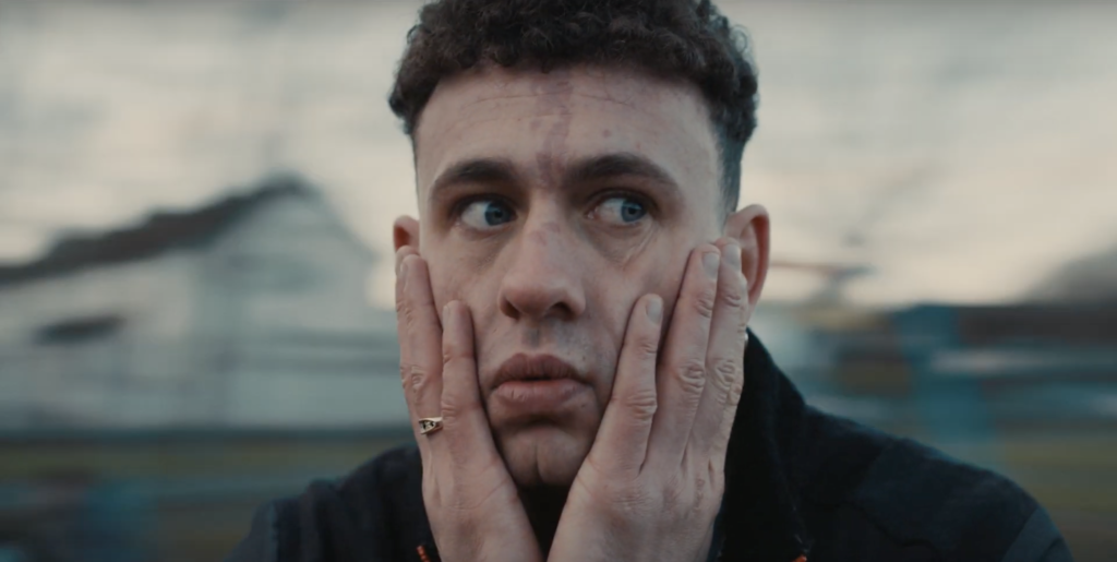 Isaac Nelson drops debut visuals for ‘Mood Fades’ - District Magazine