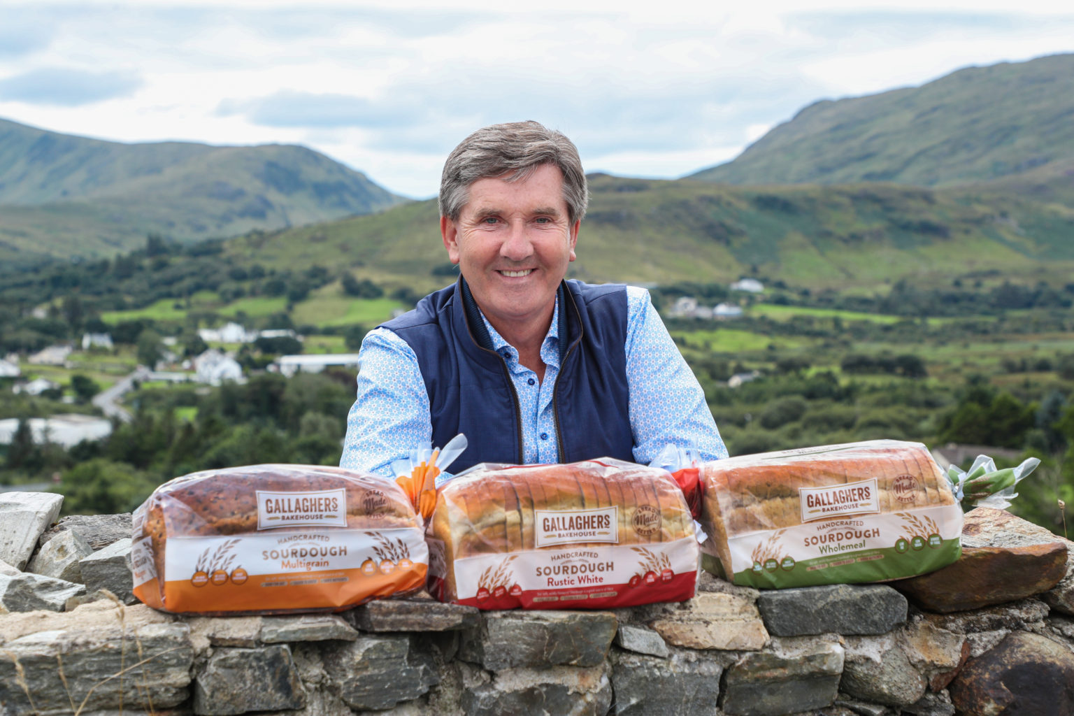 Wee Daniel O’Donnell has launched a range of bread - District Magazine